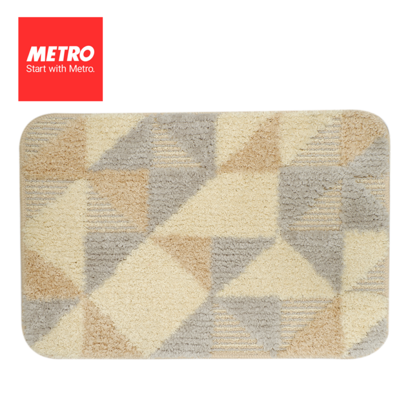 Metro Homewares Bath Mat Red/Blue/Cream 40cm x 60cm Micro Fibre HAMT ...